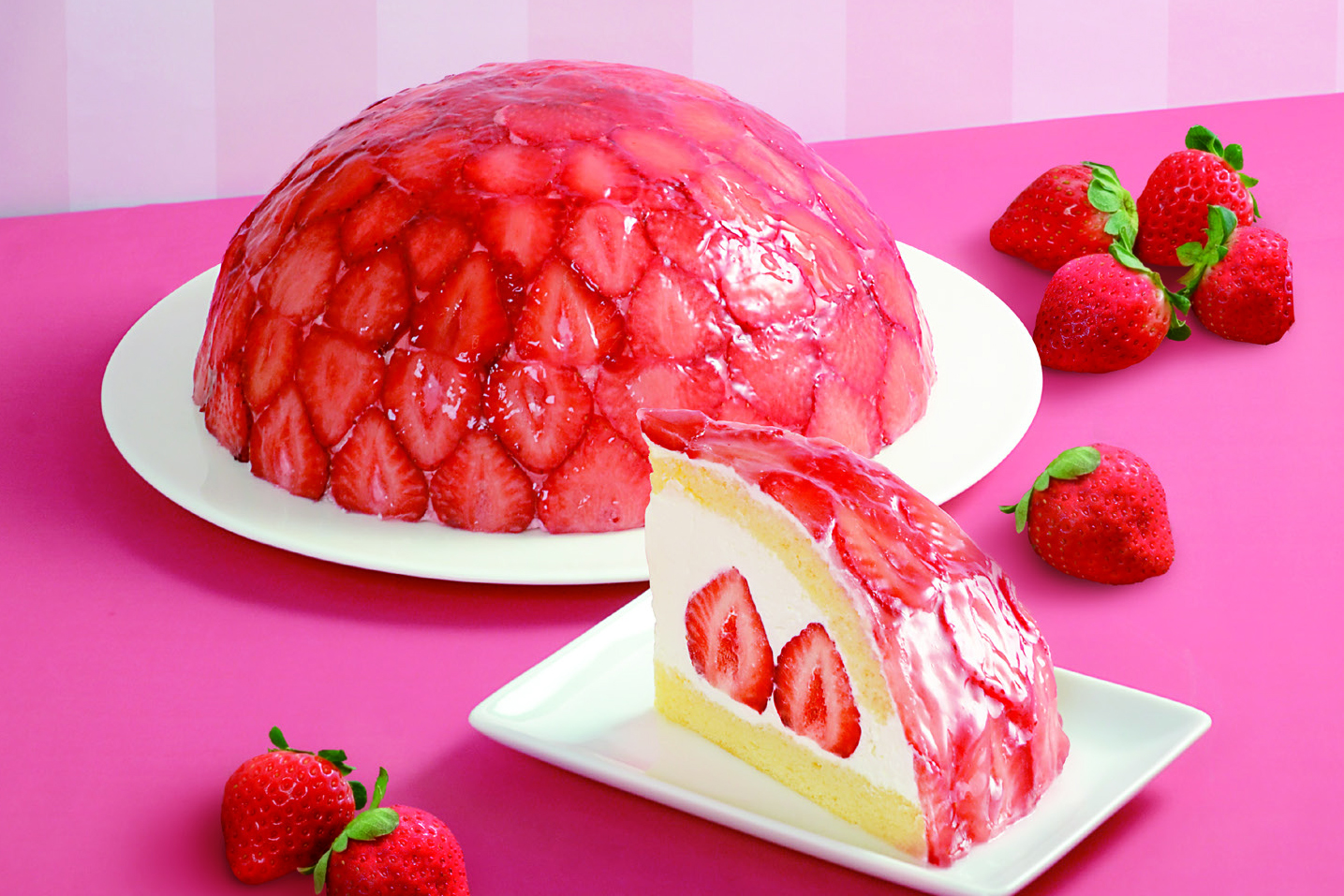 日本テレビ｢ZIP!｣にて、｢あまおう苺のズコット｣が紹介されました | 東和フードサービス株式会社